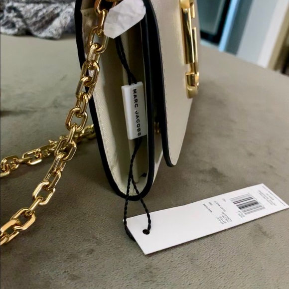 Marc Jacobs | Bags | Marc Jacobs Snapshot Chain Wallet Bag | Poshmark